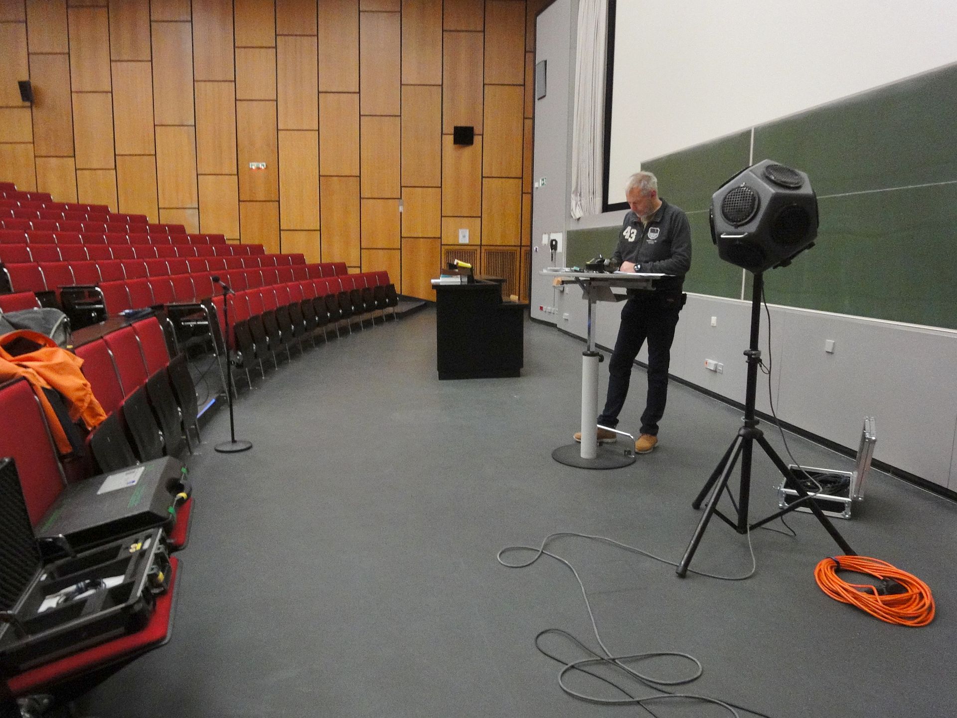 Hannover Leibniz Universität - Hörsaal Audimax (2017) - AMT ...